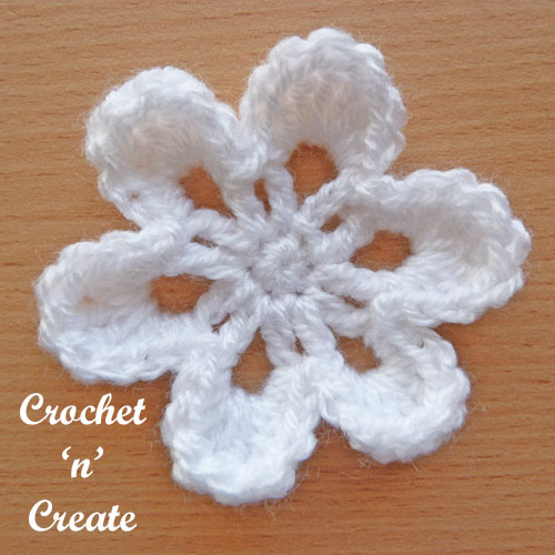 small flower applique1 - Crochet 'n' Create